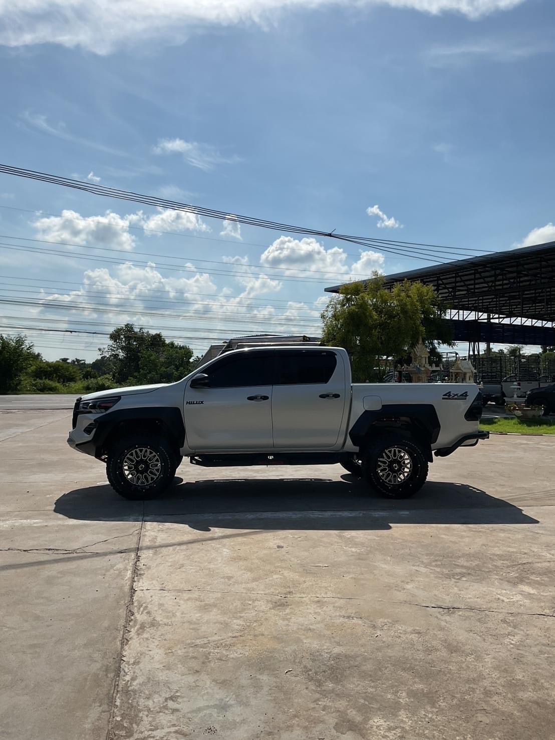 2019 TOYOTA HILUX REVO GR FACELIFT(MODIFIED) SMART CAB - Find Your ...